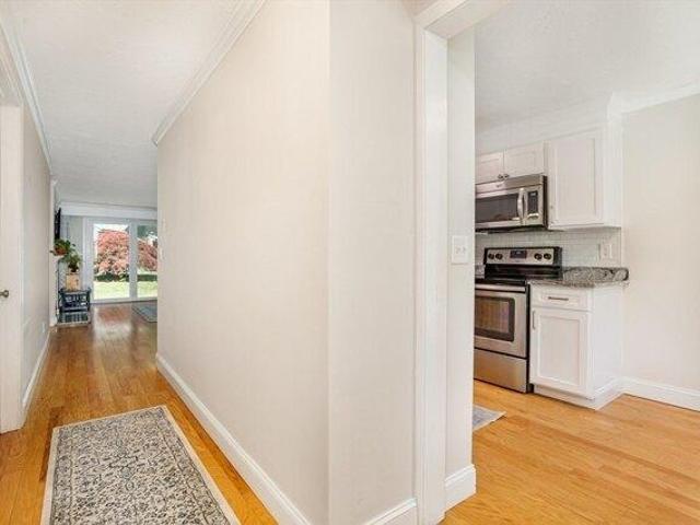 condo with 2 bedroom, Clinton MA ES104042064