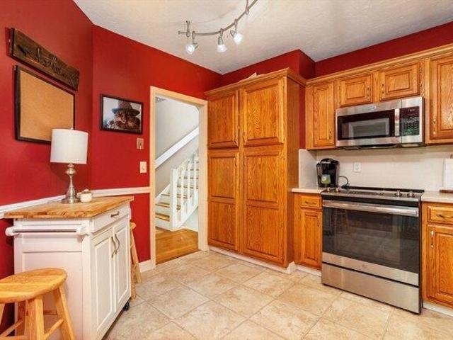 condo with 2 bedroom, Clinton MA ES104076271