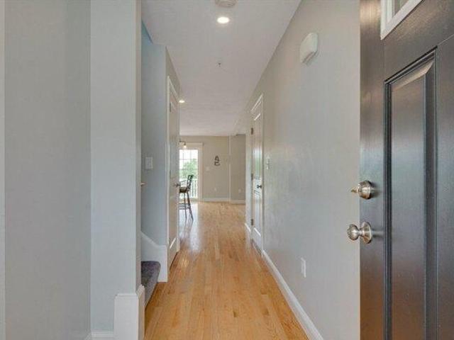 condo with 2 bedroom, Clinton MA ES104787744