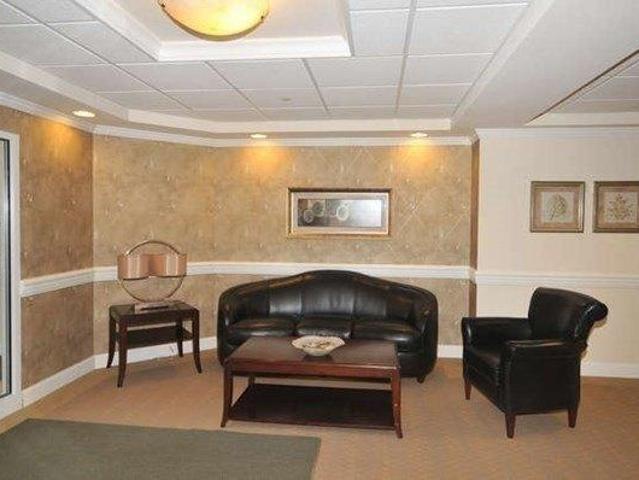 condo with 2 bedroom, Clinton MA ES104905555