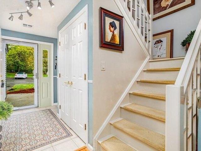 condo with 2 bedroom, Clinton MA ES103665454