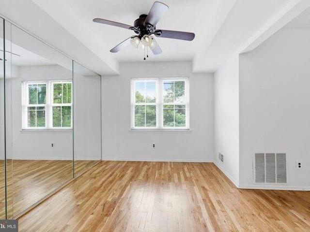 condo with 2 bedroom, Cranbury NJ ES105176309