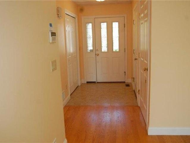 condo with 2 bedroom, Cranston RI ES103249222