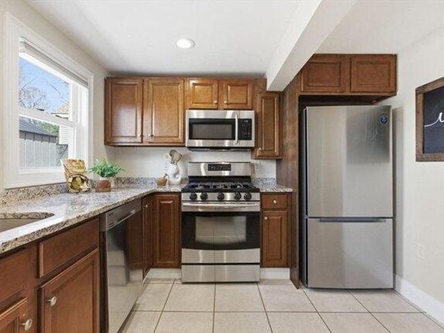 condo with 2 bedroom, Danvers MA DLS102708004