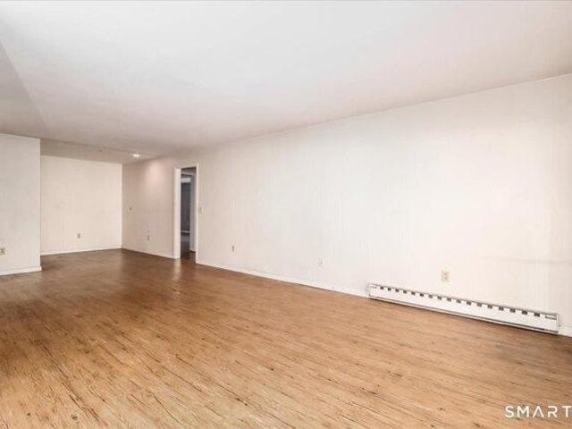 condo with 2 bedroom, Danbury CT ES104150970