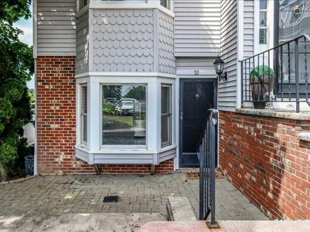 condo with 2 bedroom, Danbury CT ES104907427