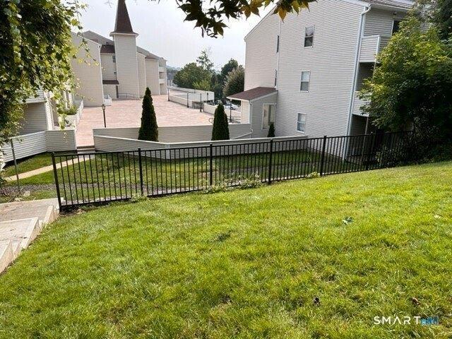 condo with 2 bedroom, Danbury CT ES105172732