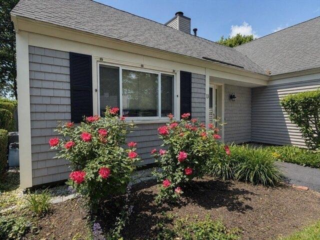 condo with 2 bedroom, Dartmouth MA ES103932675