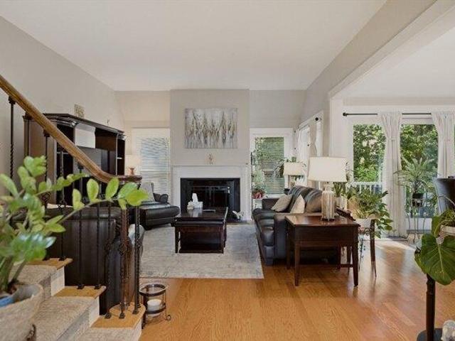 condo with 2 bedroom, Dartmouth MA ES105106832