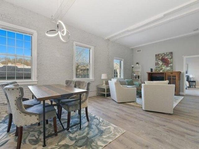 condo with 2 bedroom, Dedham MA DS88262007