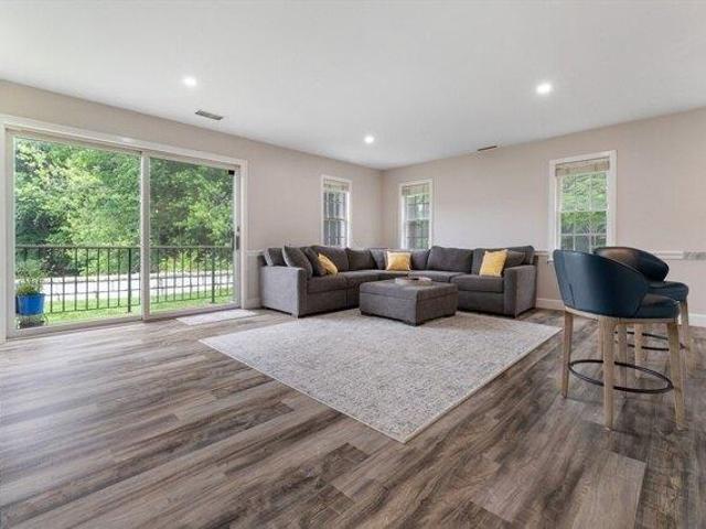 condo with 2 bedroom, Dedham MA ES104266422
