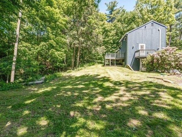 condo with 2 bedroom, Deerfield MA ES104008290