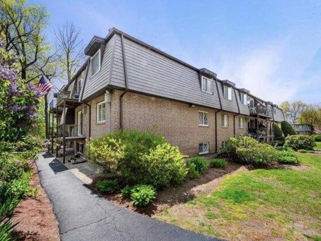 condo with 2 bedroom, Derry NH DS103249297