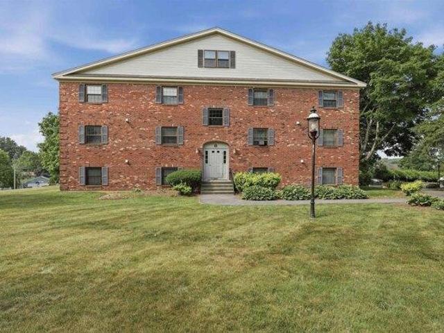 condo with 2 bedroom, Derry NH DS104265032