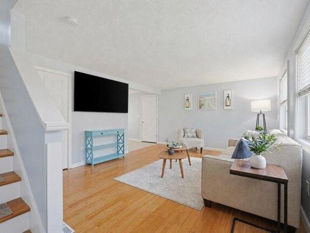 condo with 2 bedroom, Derry NH ES103221391