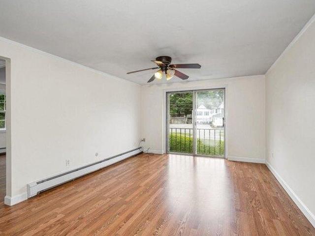 condo with 2 bedroom, Derry NH ES104191532