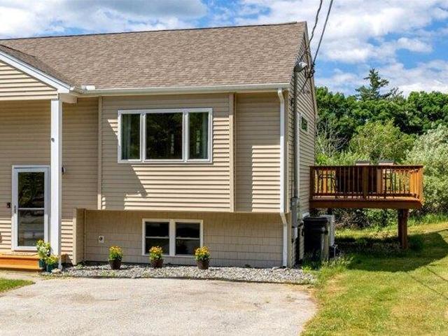 condo with 2 bedroom, Derry NH ES104113337