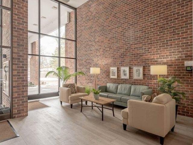 condo with 2 bedroom, Downers Grove IL DS89563910