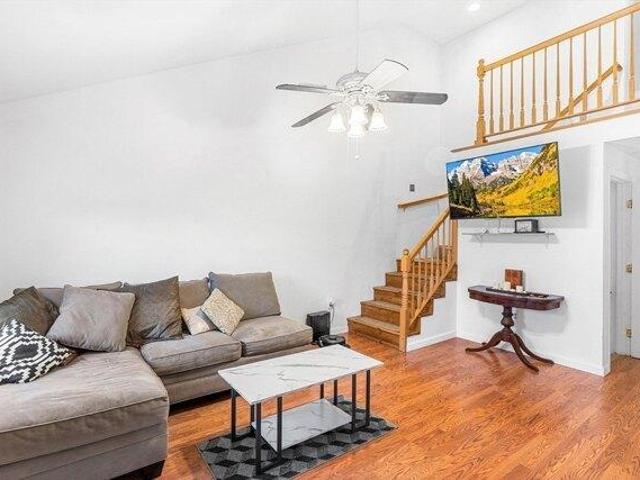 condo with 2 bedroom, Dracut MA DLS102799205