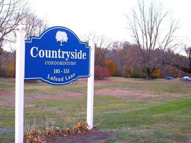 condo with 2 bedroom, Dracut MA DS102859695