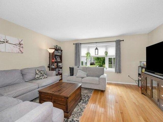 condo with 2 bedroom, Dracut MA DS103888035