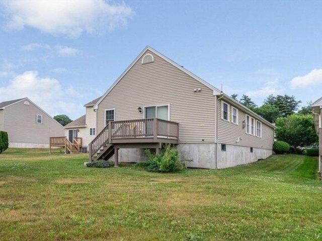 condo with 2 bedroom, Dracut MA DS104075866