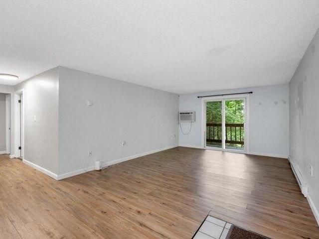 condo with 2 bedroom, Dracut MA DS104328937