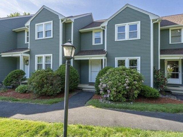 condo with 2 bedroom, Dracut MA ES103249391
