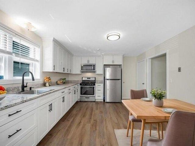 condo with 2 bedroom, Dracut MA ES104332559