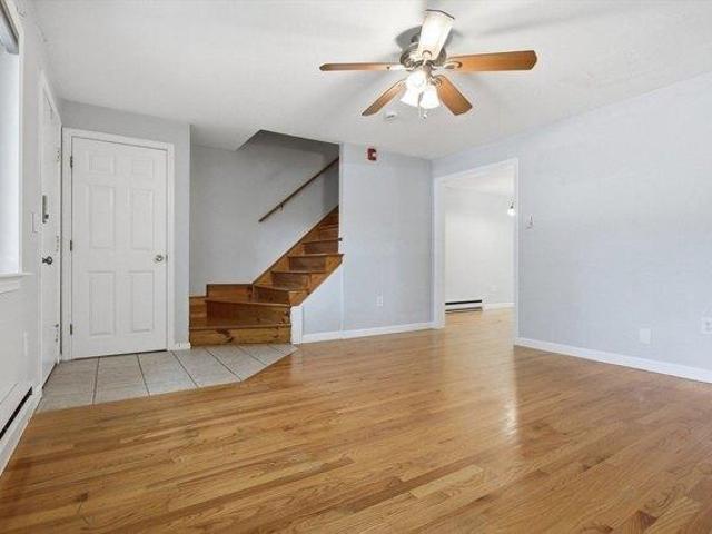 condo with 2 bedroom, Dracut MA ES105156261