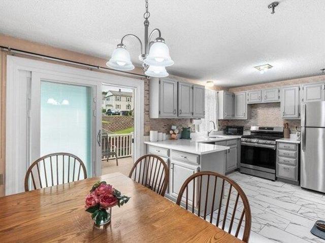 condo with 2 bedroom, Dracut MA ES105159506