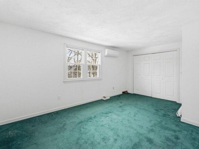 condo with 2 bedroom, Dracut MA ES105206330