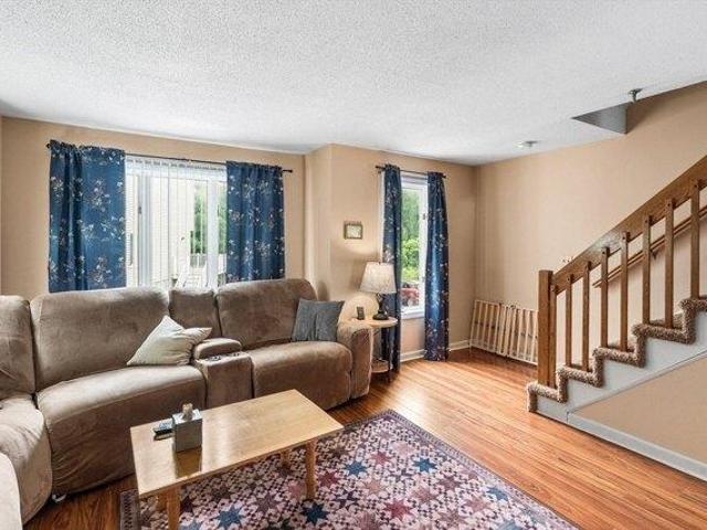 condo with 2 bedroom, Dracut MA ES105279897