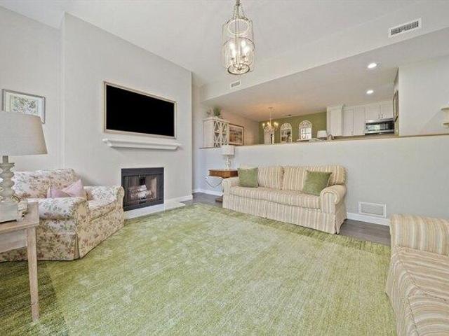 condo with 2 bedroom, Duxbury MA DS104331925