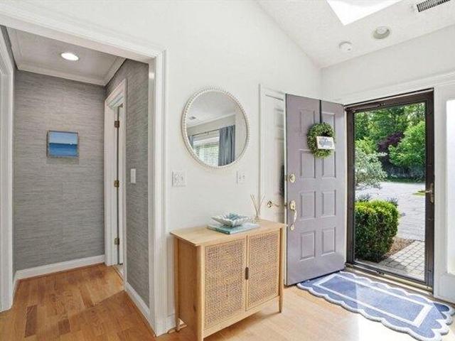 condo with 2 bedroom, Duxbury MA ES104042311