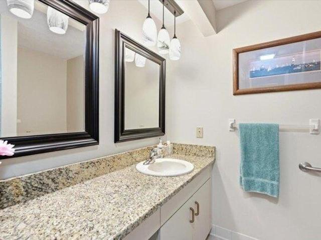 condo with 2 bedroom, Duxbury MA ES105191514