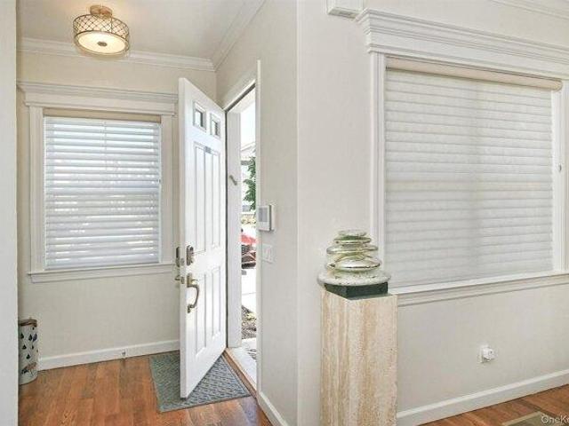 condo with 2 bedroom, East Northport NY ES103602831