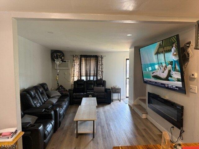 condo with 2 bedroom, East Orange NJ ES104148585