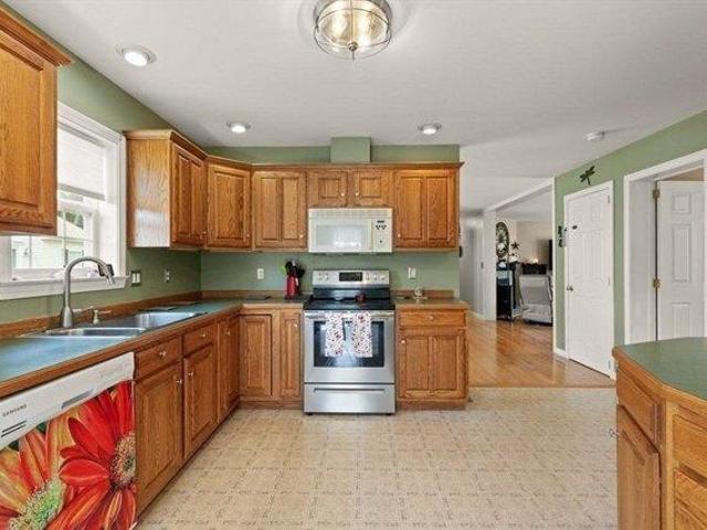condo with 2 bedroom, East Bridgewater MA DLS102860366