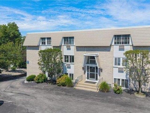 condo with 2 bedroom, East Greenwich RI ES105080944