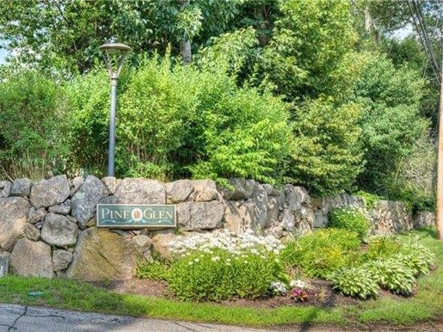 condo with 2 bedroom, East Greenwich RI ES105113393