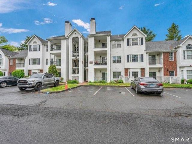 condo with 2 bedroom, East Hartford CT ES104188935