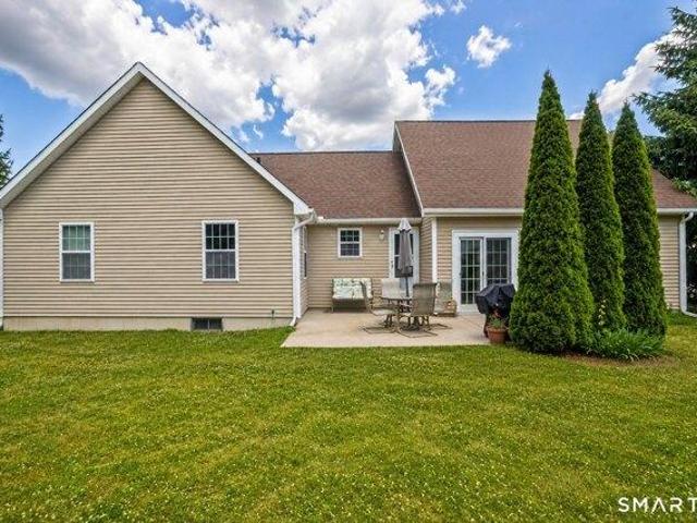 condo with 2 bedroom, East Hartford CT ES104192516