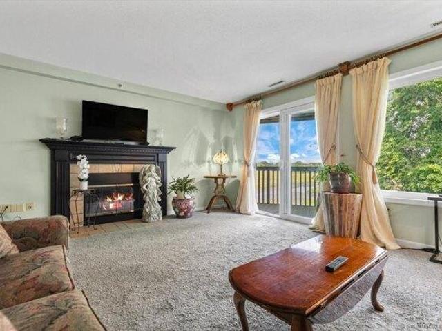 condo with 2 bedroom, East Haven CT DS102565900