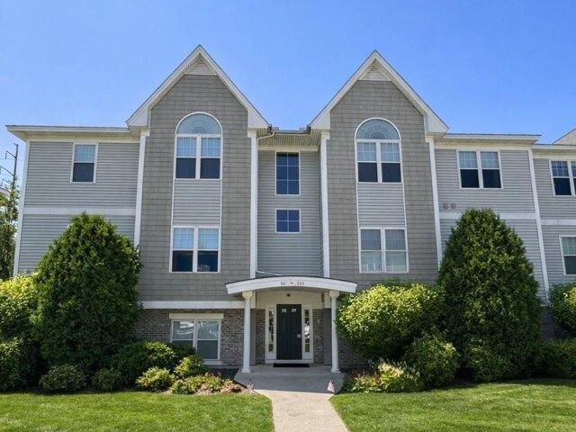 condo with 2 bedroom, East Providence RI DS102594427