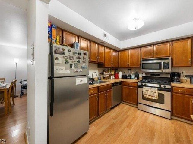 condo with 2 bedroom, East Windsor NJ ES105172578