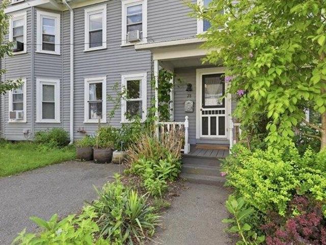 condo with 2 bedroom, Easthampton MA ES103017572