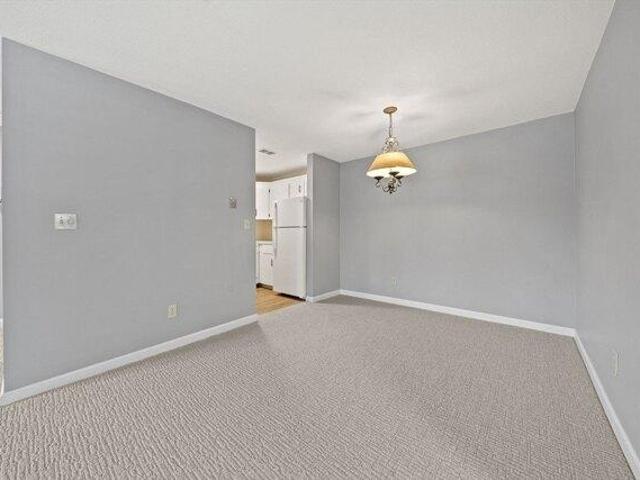 condo with 2 bedroom, Easton MA ES103017379