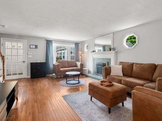 condo with 2 bedroom, Easton MA ES104233268