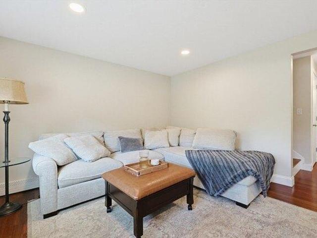 condo with 2 bedroom, Easton MA ES104297878